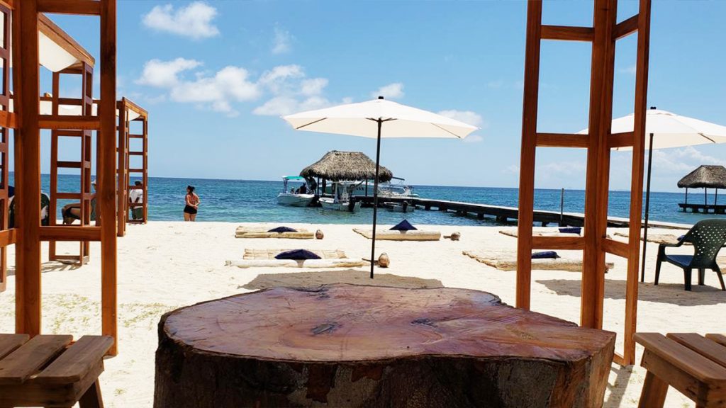 Tour 5 islas (Agua azul, Cholon, Rosario, Playa Tranquila + Plantón ...